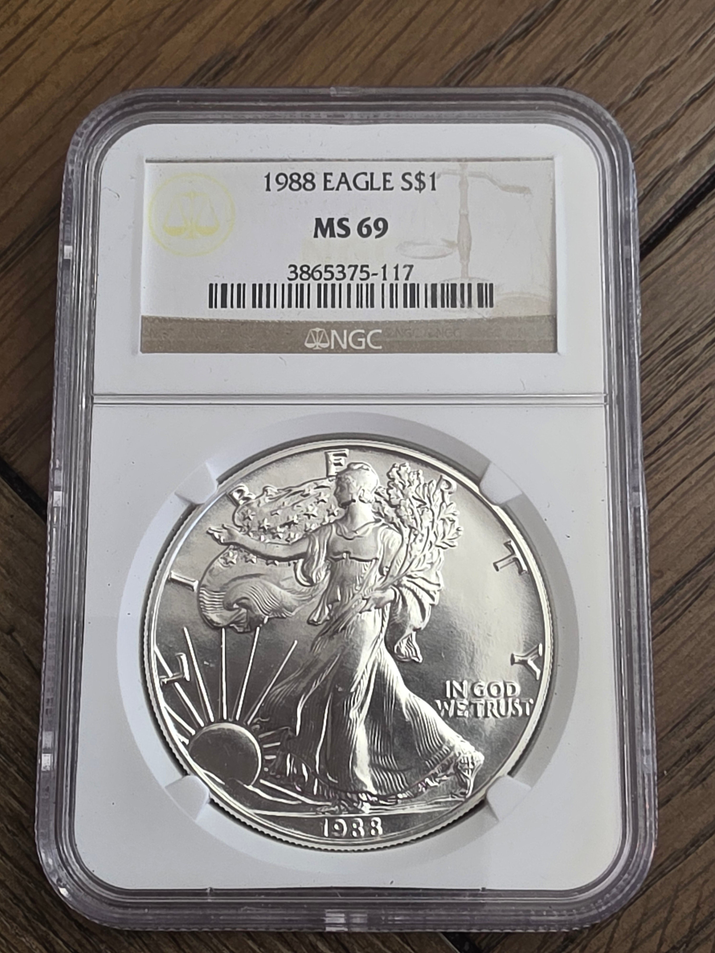 1988 SAE Silver American Eagle $1 Silver Dollar MS 69 NGC – KY KNIVES
